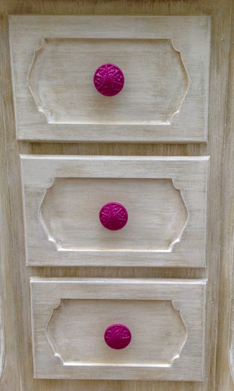 DIY - Aprenda a customizar um móvel de MDF - Além da Rua Atelier