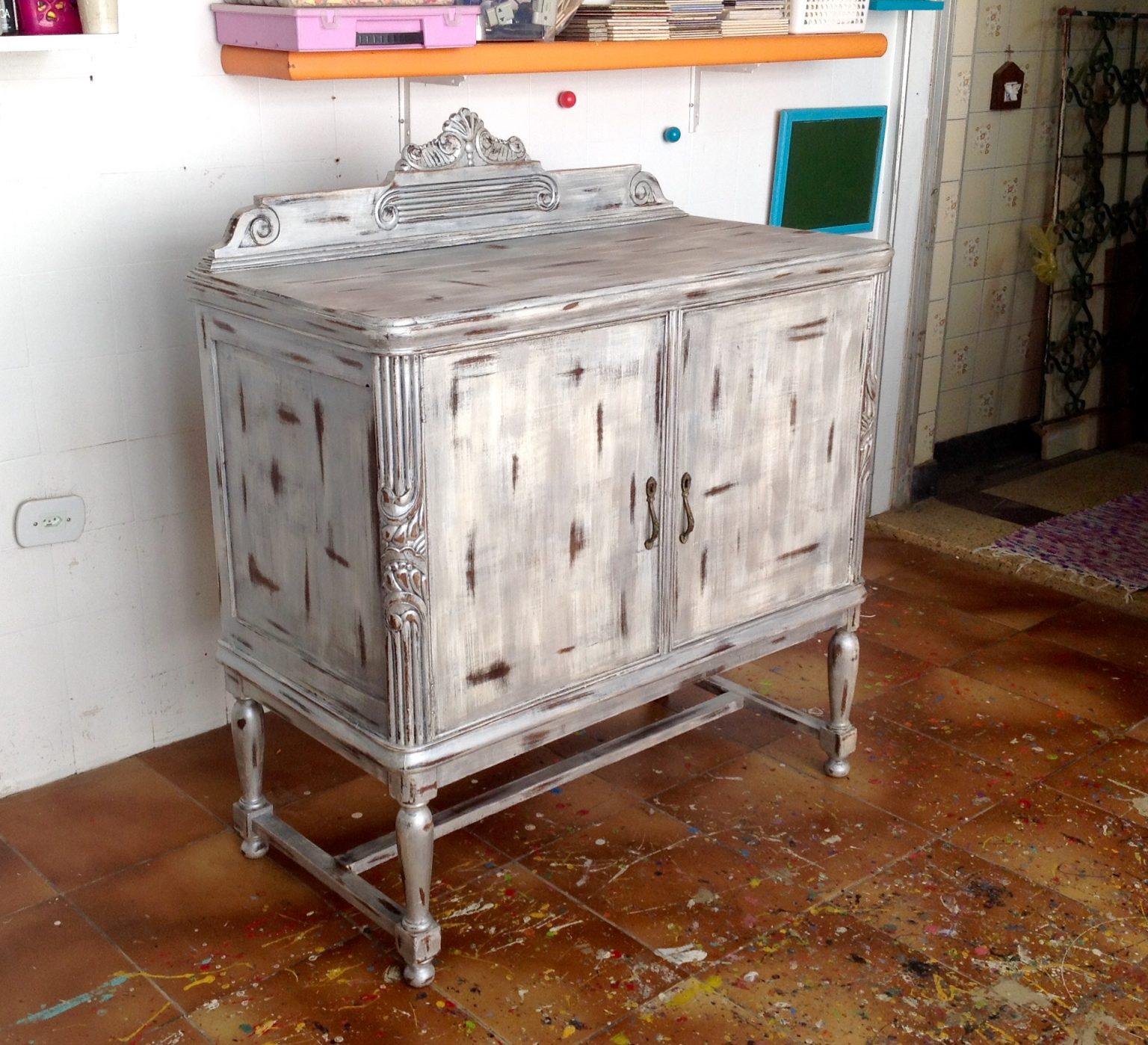 Como fazer pátina prata - Transforme móveis antigos! - Além da Rua Atelier